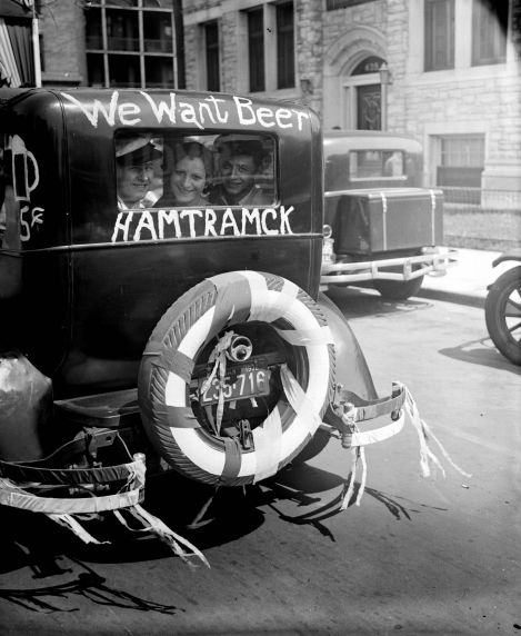 100 Years: Detroit and Prohibition – Travel Through Time